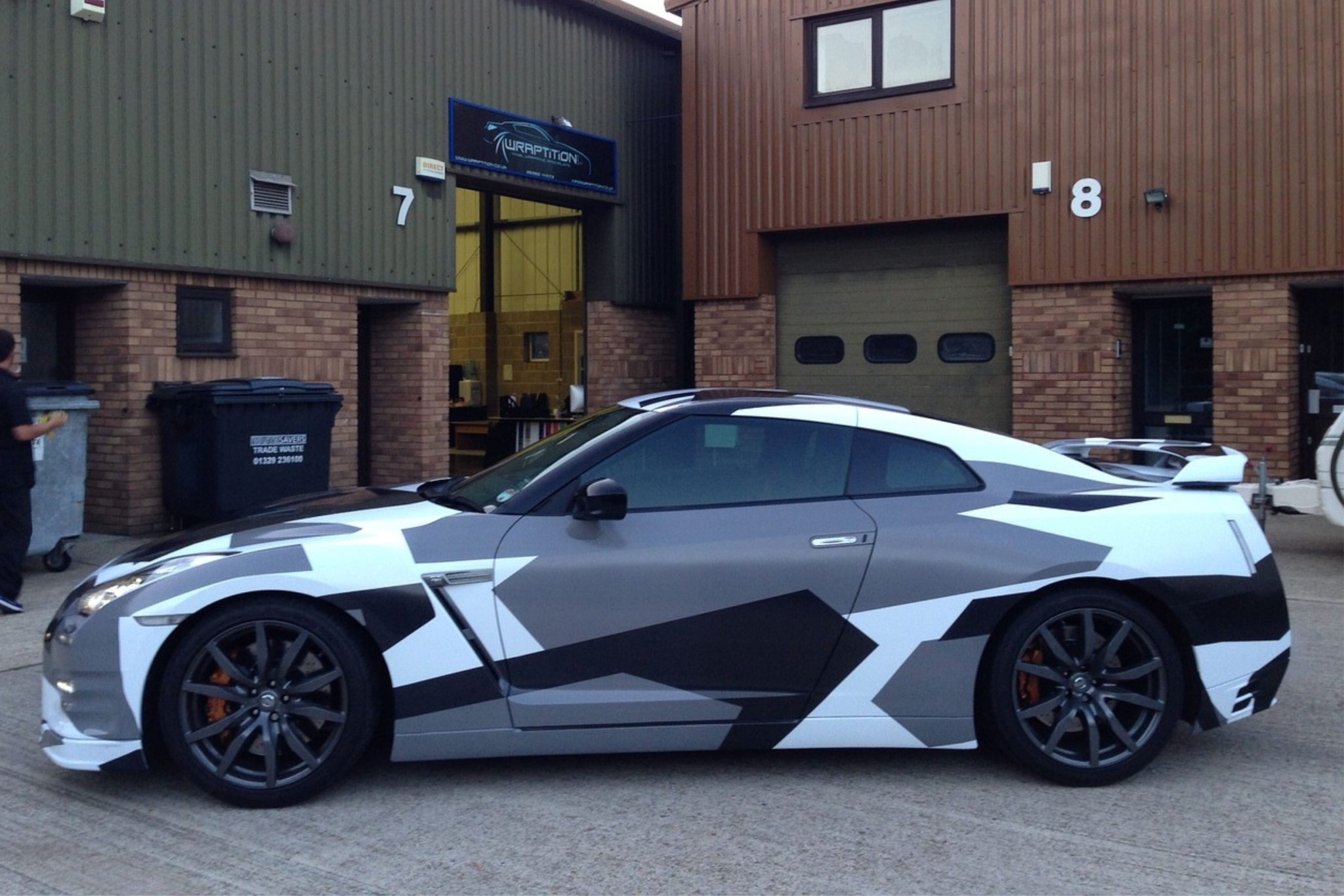 The Ultimate Guide to Ceramic Coating for Car Wraps - CarCareReviews